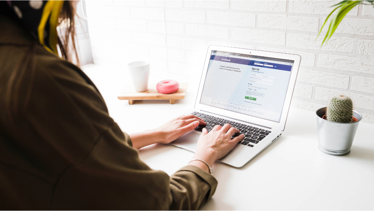 How to Post a Press Release on Facebook: Examples & Tips